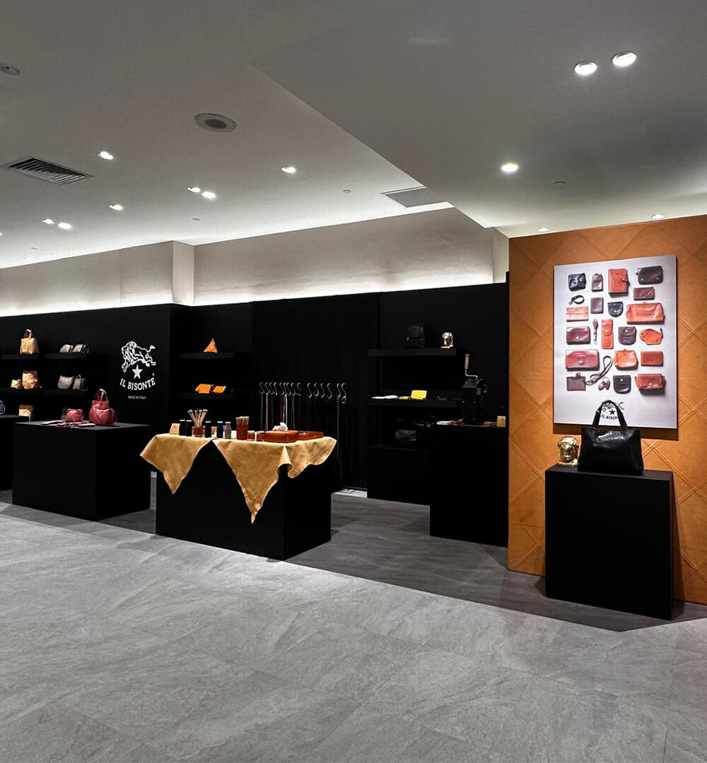 Singapore Pop Up Shop - Il Bisonte Firenze
